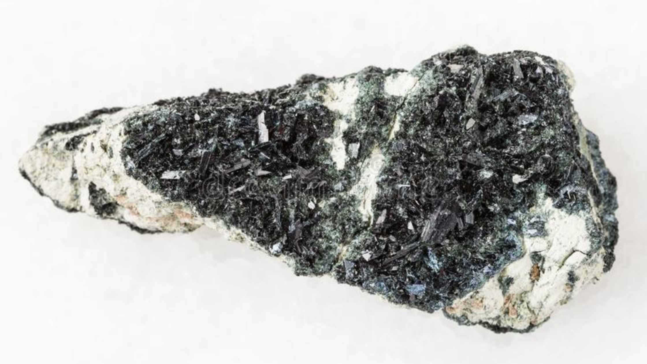 Amphibole Stone- The Definitive Guide - Astrodhan